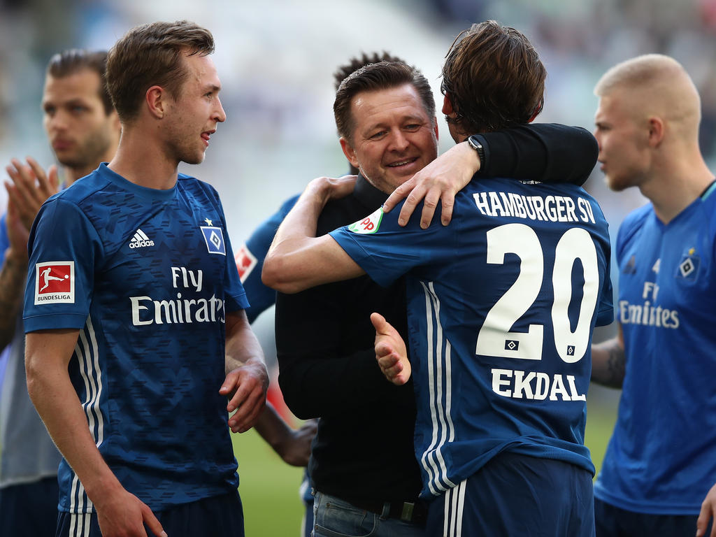 Bundesliga » News » Szenarien: So erreicht der HSV noch die Relegation Bundesliga » News » Szenarien: So erreicht der HSV noch die Relegation