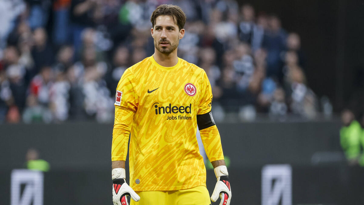 Eintracht Frankfurt: SGE-Schock! ! Trapp fehlt wohl länger Eintracht Frankfurt: SGE-Schock! ! Trapp fehlt wohl länger